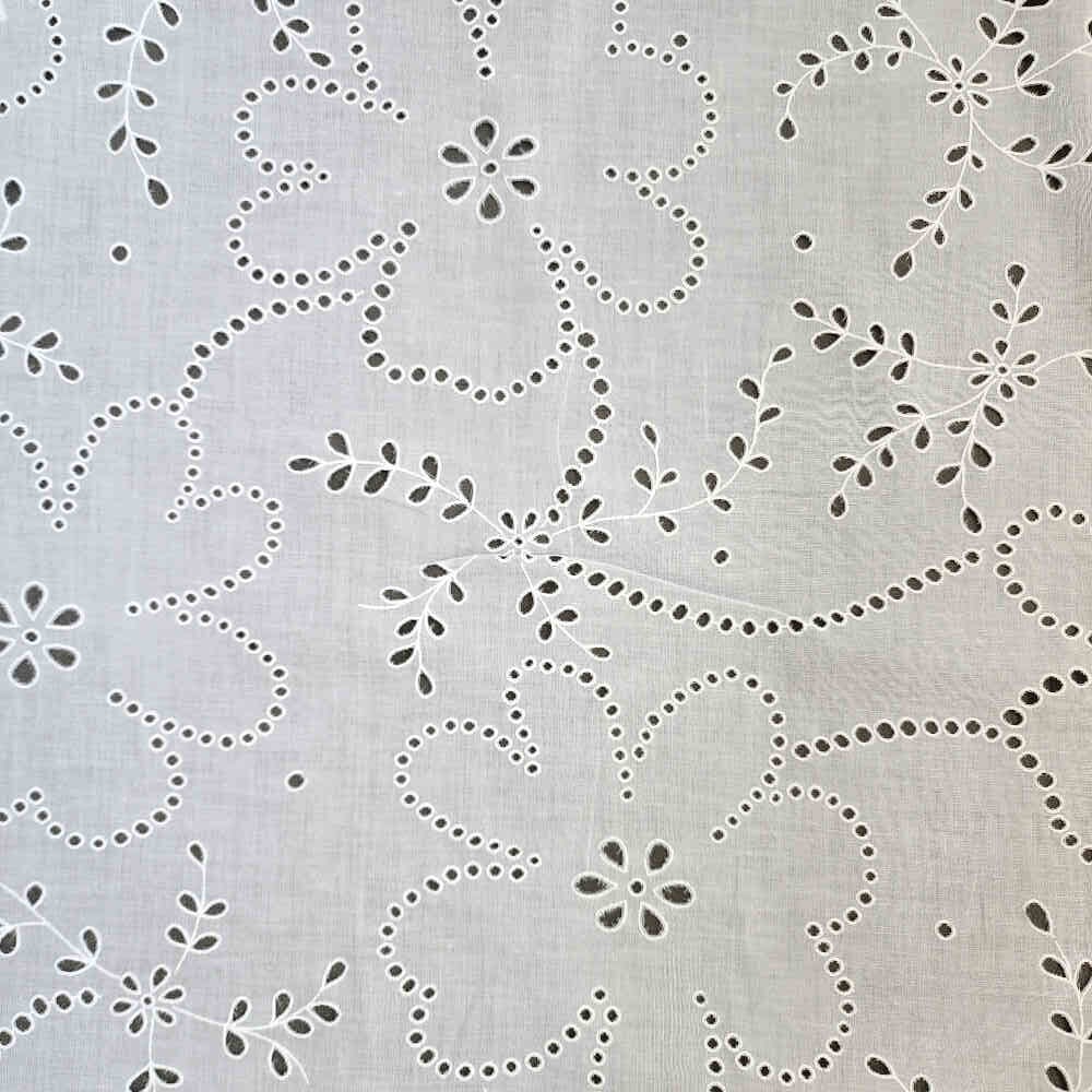 Anglaise Puff Print – White | Curtain Dream