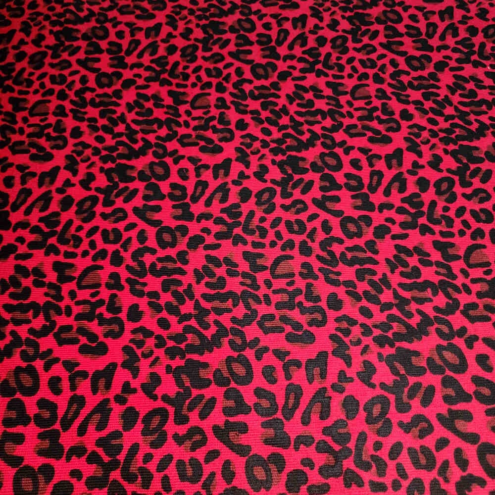 Corduroy Ingwe – Red | Curtain Dream